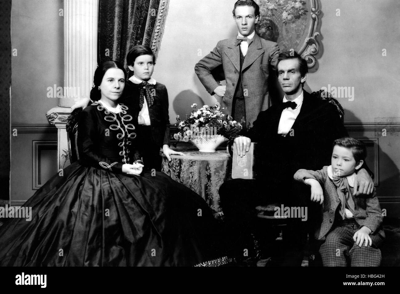 ABE LINCOLN IN ILLINOIS, Ruth Gordon, Edwin Mills, Sonny Bupp, Raymond ...