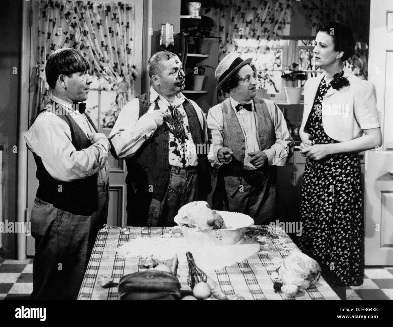 AN ACHE IN EVERY STAKE, Moe Howard, Curly Howard, Larry Fine, Bess ...