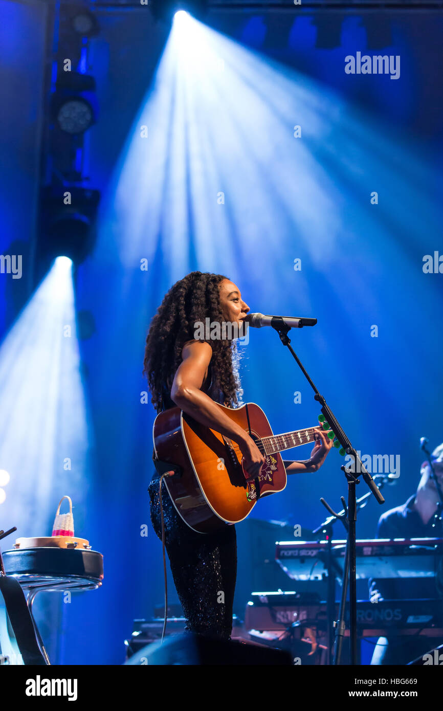 Corinne bailey rae live hi-res stock photography and images - Alamy