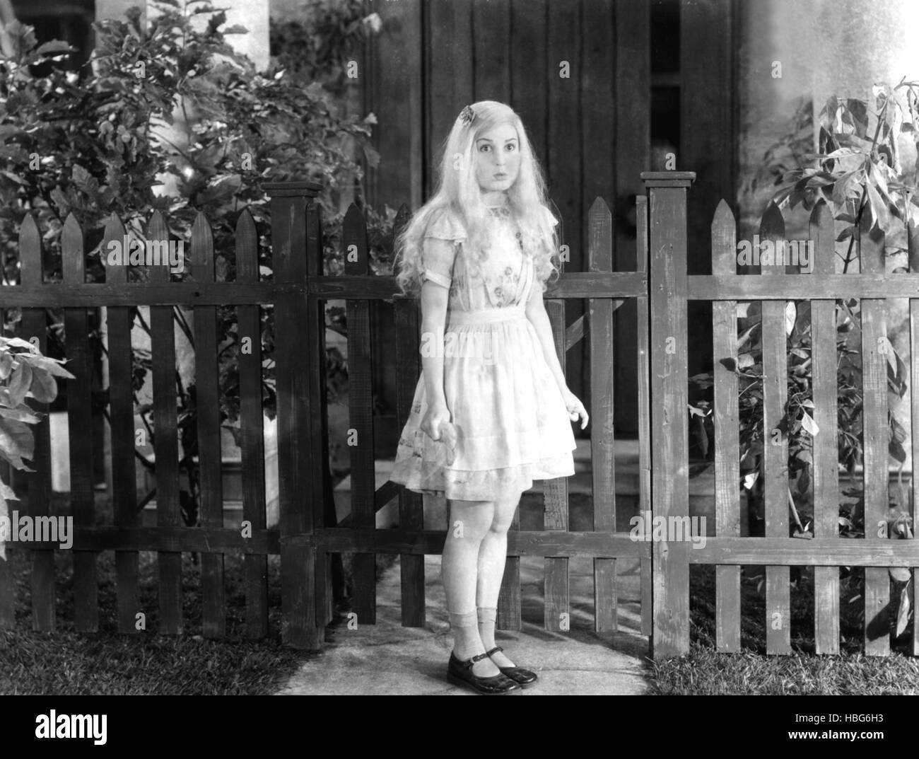 ALICE IN WONDERLAND, Ruth Gilbert, 1931 Stock Photo - Alamy