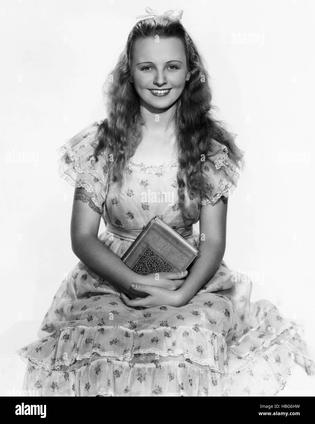 ALICE IN WONDERLAND, Charlotte Henry, 1933 Stock Photo - Alamy