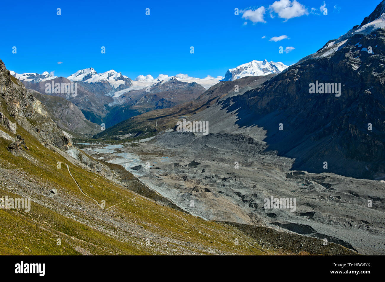 Ground rubble hi-res stock photography and images - Alamy