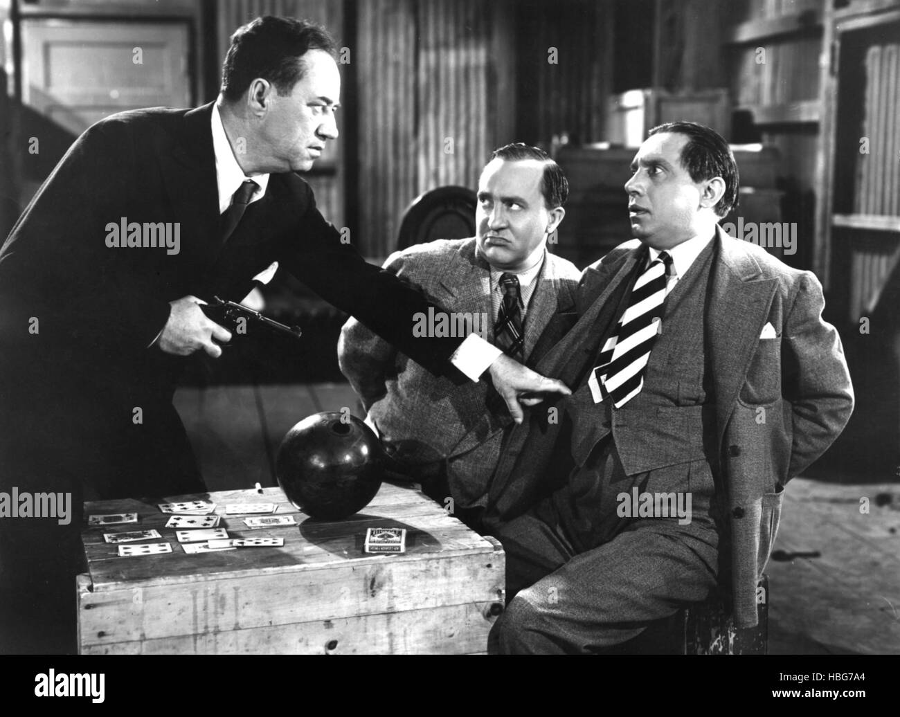 ALL OVER TOWN, Stanley Fields, Chic Johnson, Ole Olsen [Olsen & Johnson ...