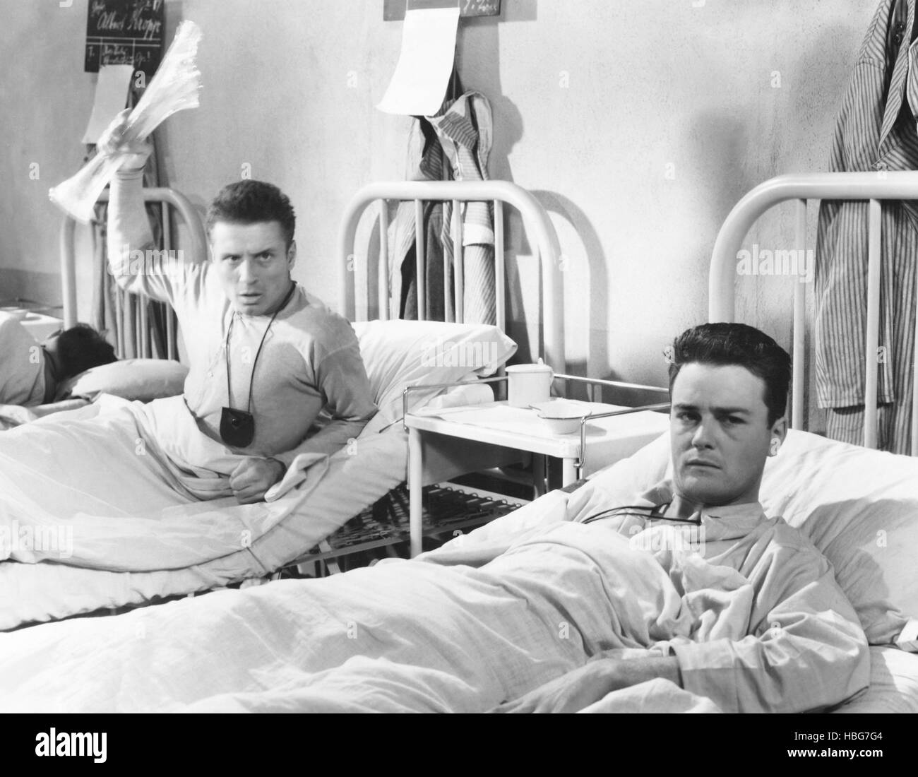 ALL QUIET ON THE WESTERN FRONT, from left: Ben Alexander, Lew Ayres ...