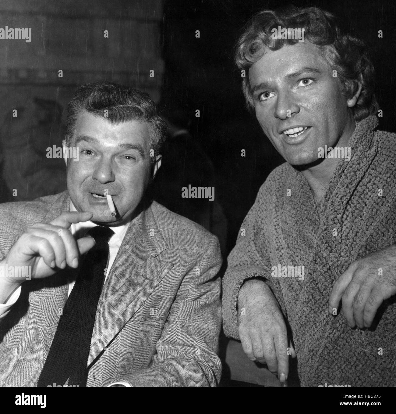 ALEXANDER THE GREAT, Director Robert Rossen with Richard Burton on set ...
