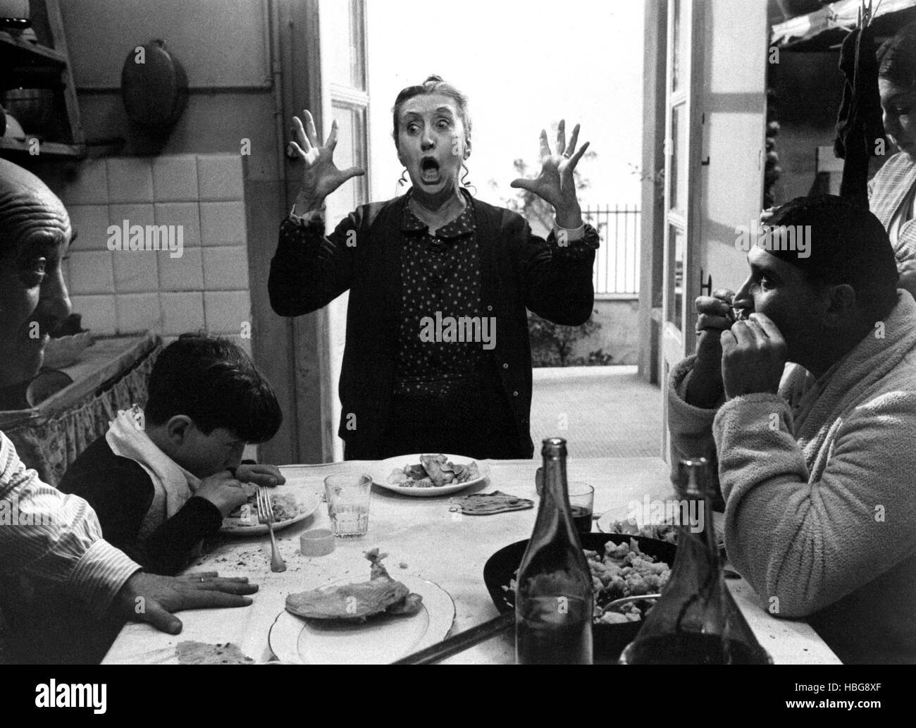 AMARCORD, Pupella Maggio (center), 1973 Stock Photo - Alamy