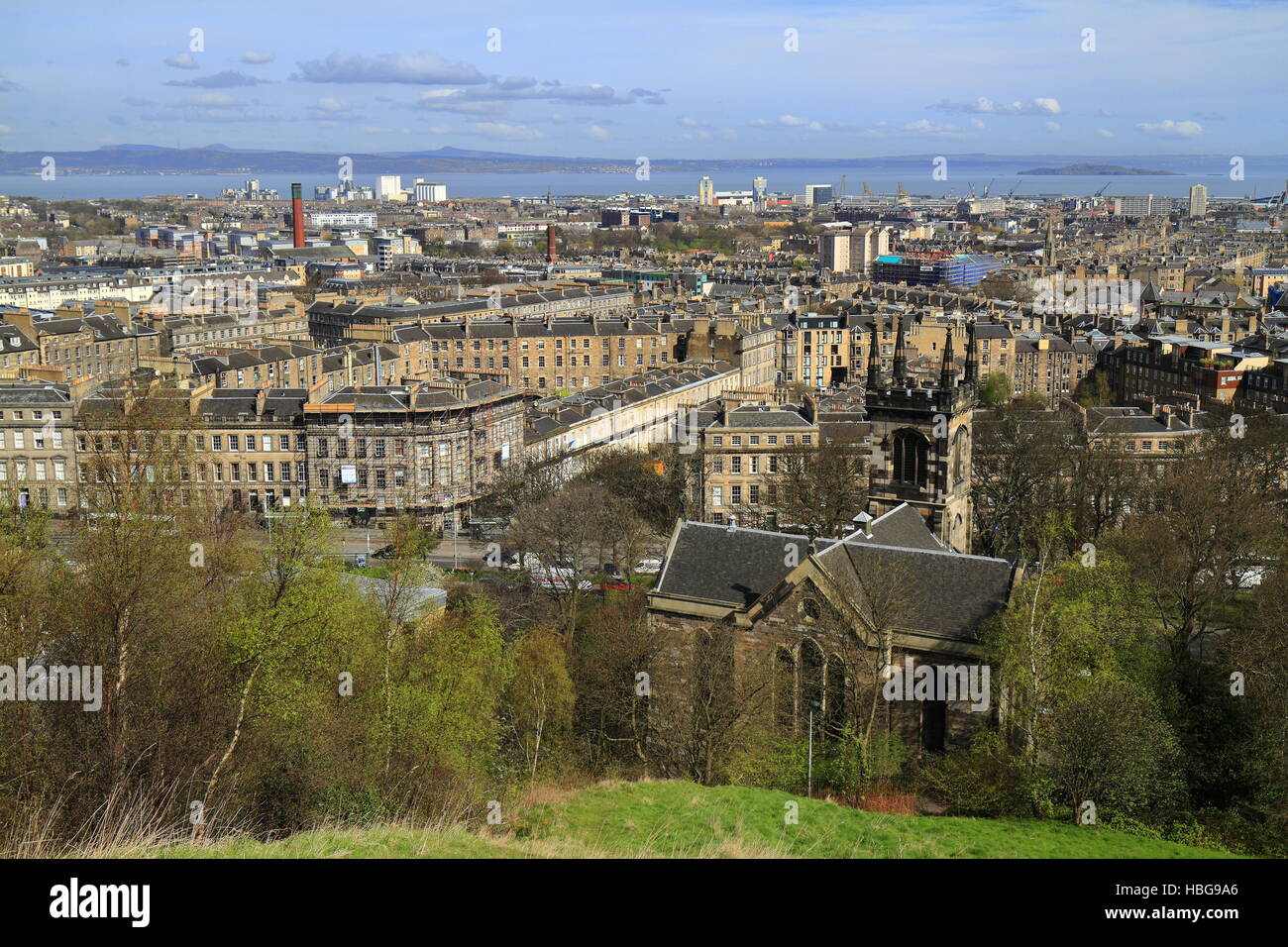 Edinburgh scotland skyline view hi-res stock photography and images - Alamy