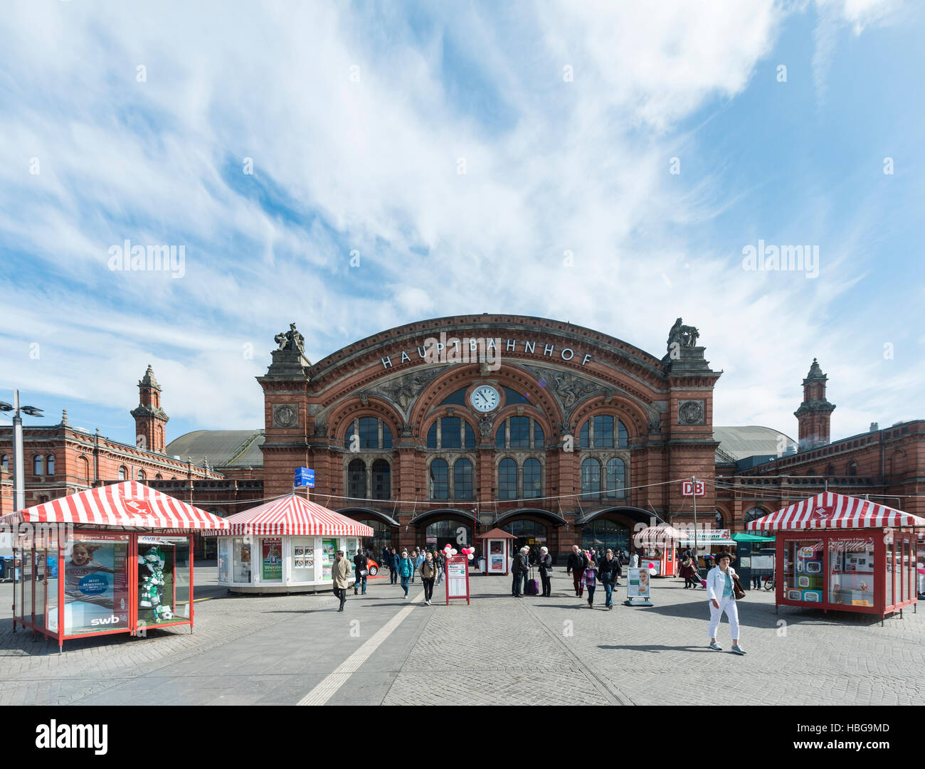 Bremen railway station area hi-res stock photography and images - Alamy