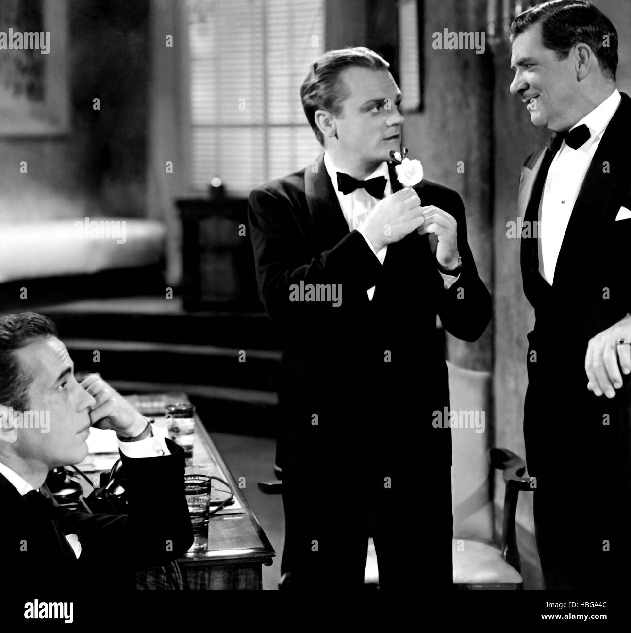 ANGELS WITH DIRTY FACES, Humphrey Bogart, James Cagney, George Bancroft, 1938 Stock Photo - Alamy