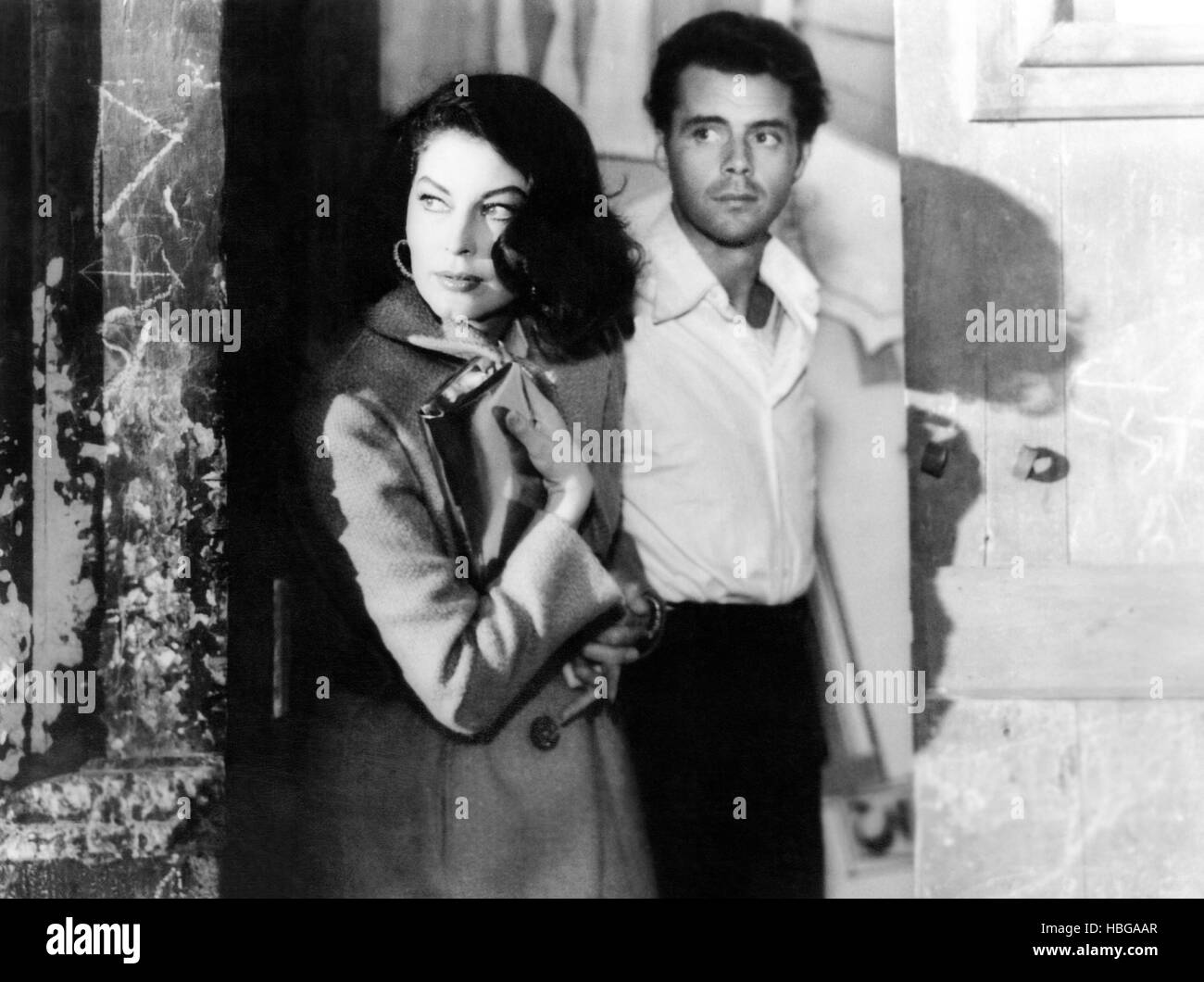 THE ANGEL WORE RED, from left: Ava Gardner, Dirk Bogarde, 1960 Stock ...