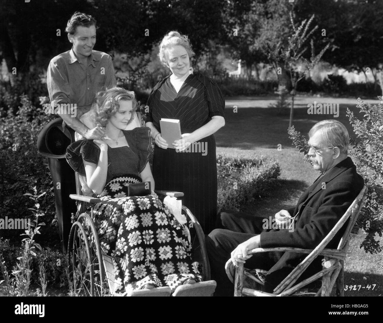 THE APE, Gene O'Donnell, Maris Wrixon, Dorothy Vaughan, Boris Karloff ...
