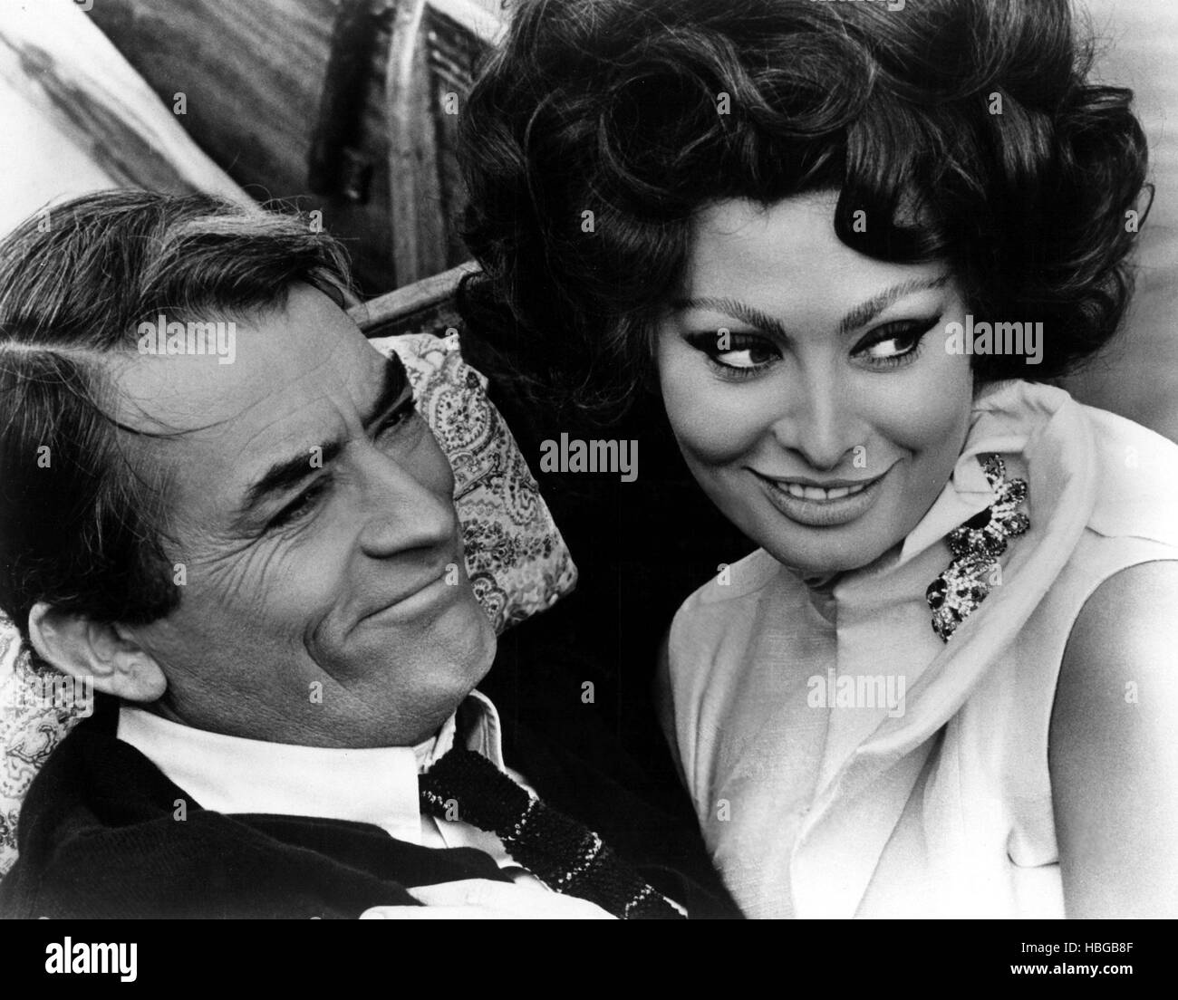 ARABESQUE, Gregory Peck, Sophia Loren, 1966 Stock Photo - Alamy