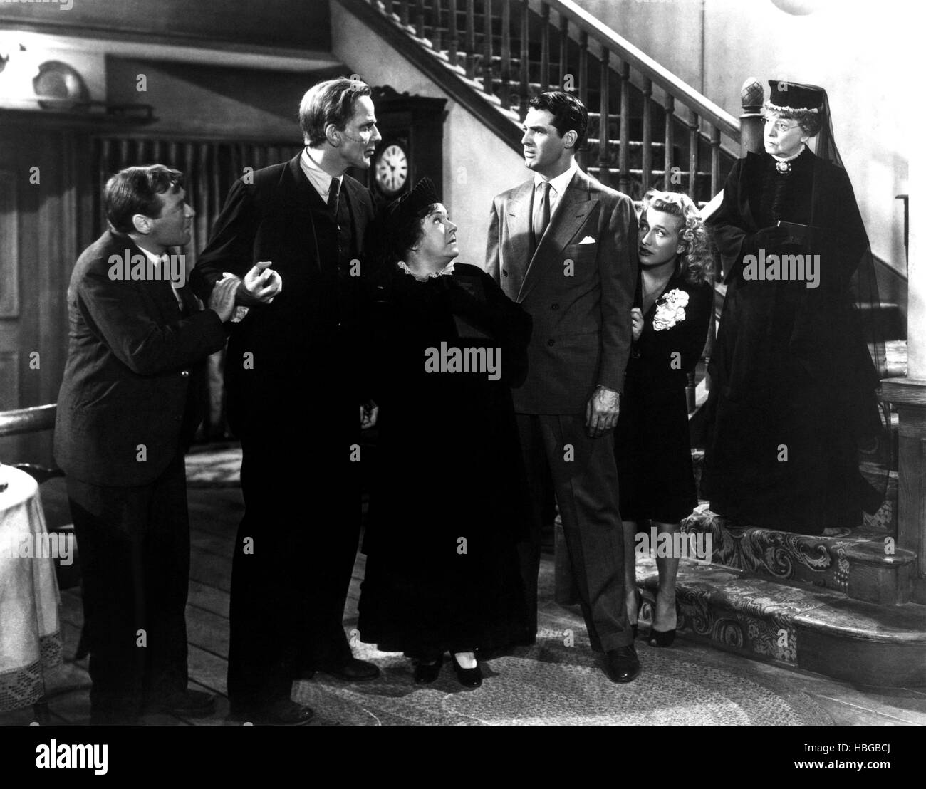 ARSENIC AND OLD LACE, Peter Lorre, Raymond Massey, Josephine Hull, Cary ...