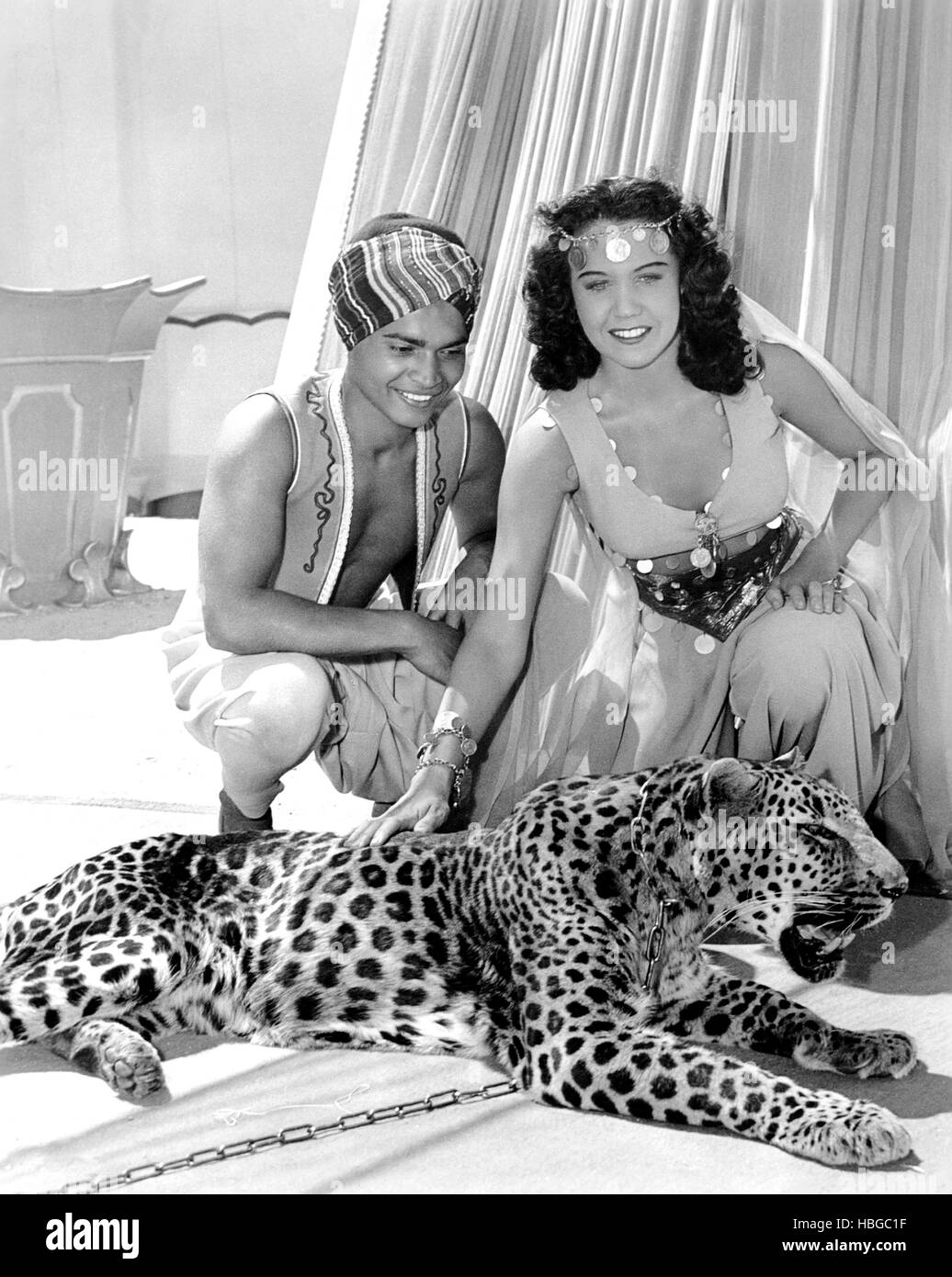 ARABIAN NIGHTS, Sabu, Pat Starling, on set, 1942 Stock Photo - Alamy