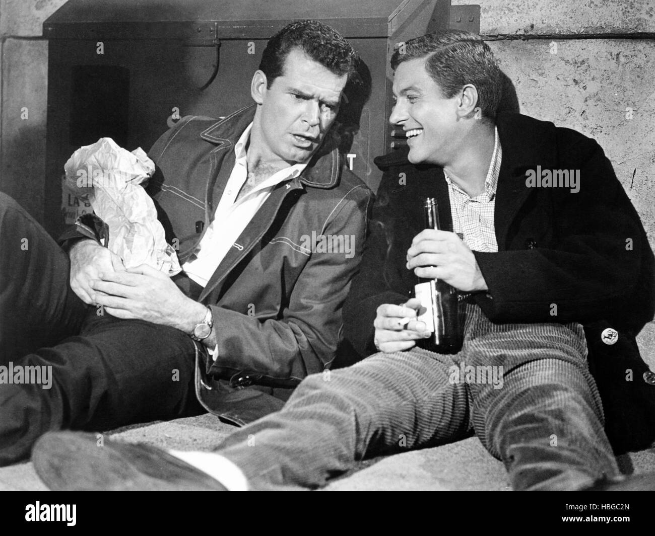 THE ART OF LOVE, from left, James Garner, Dick Van Dyke, 1965 Stock ...