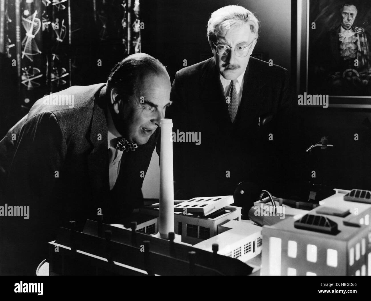 THE BATTLE OF THE SEXES, Robert Morley, Peter Sellers, 1959 Stock Photo - Alamy