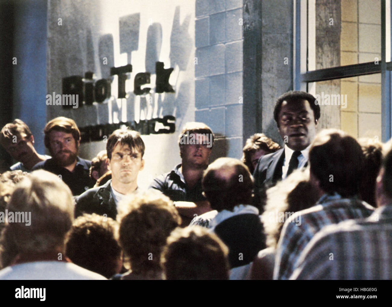 WARNING SIGN, Jeffrey DeMunn (second from left, background), Sam ...