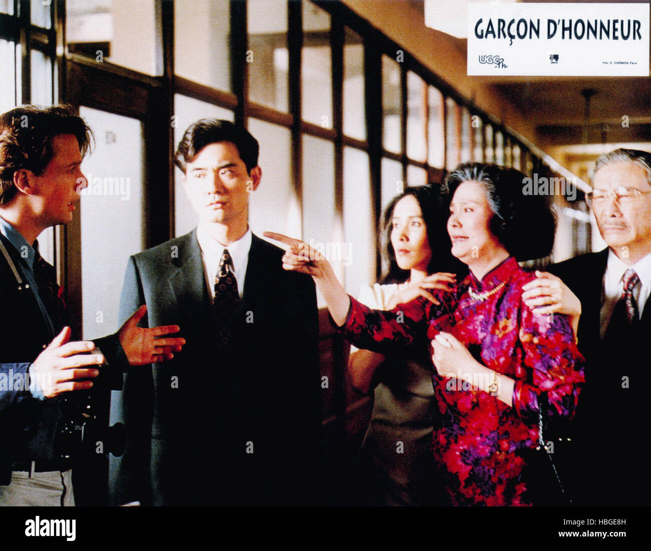 THE WEDDING BANQUET, (aka XI YAN, aka GARCON D'HONNEUR), from left ...