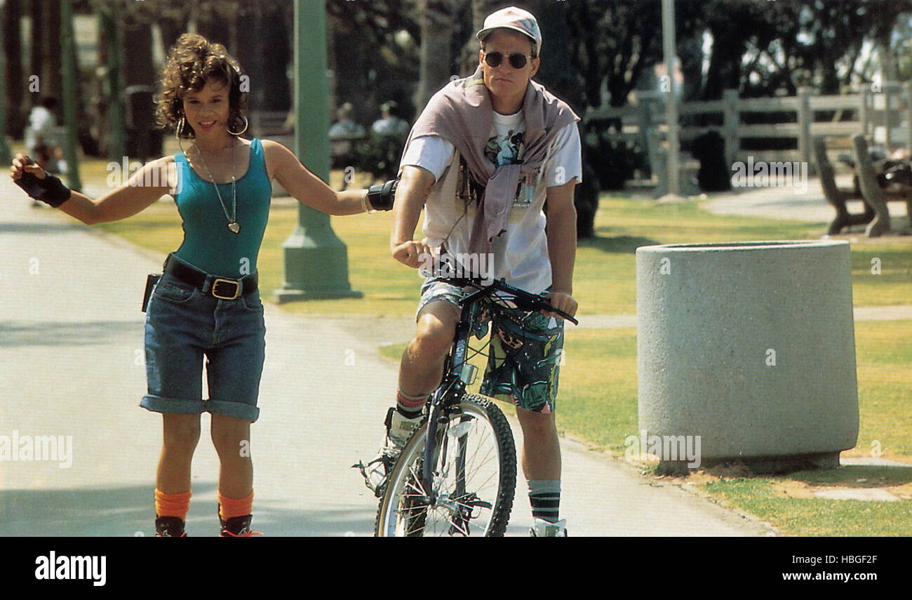 WHITE MEN CAN'T JUMP, from left: Rosie Perez, Woody Harrelson, 1992, TM ...