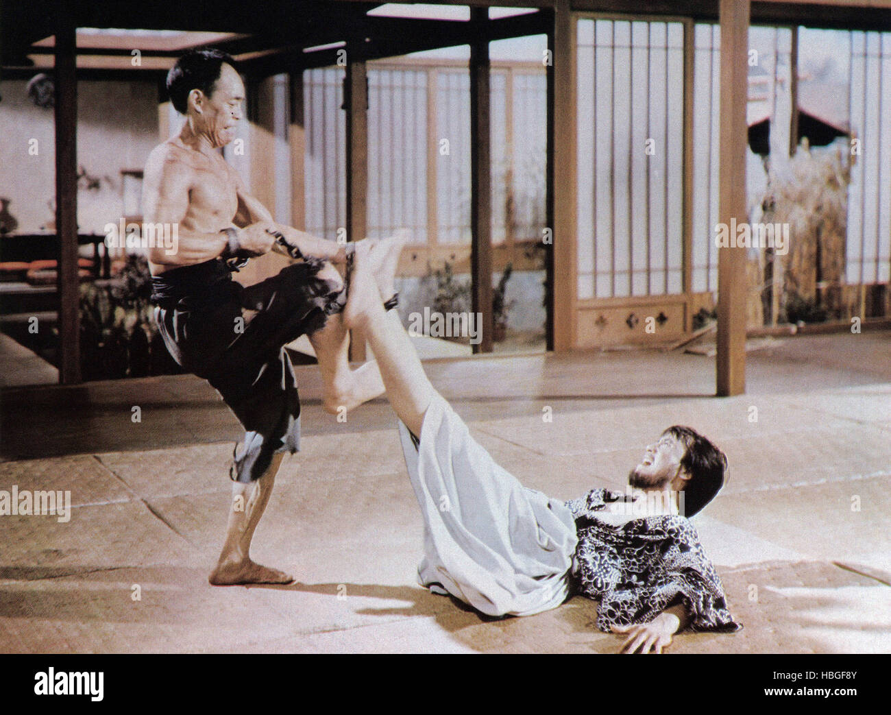 WHEN TAEKWONDO STRIKES, (aka TAI QUAN ZHEN JIU ZHOU, aka STRING OF THE ...