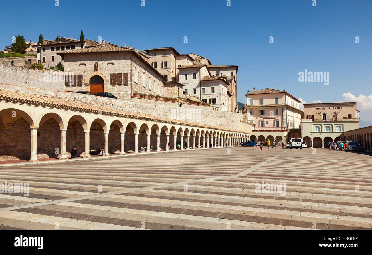 Assisi at sunset. Italy Stock Photo - Alamy