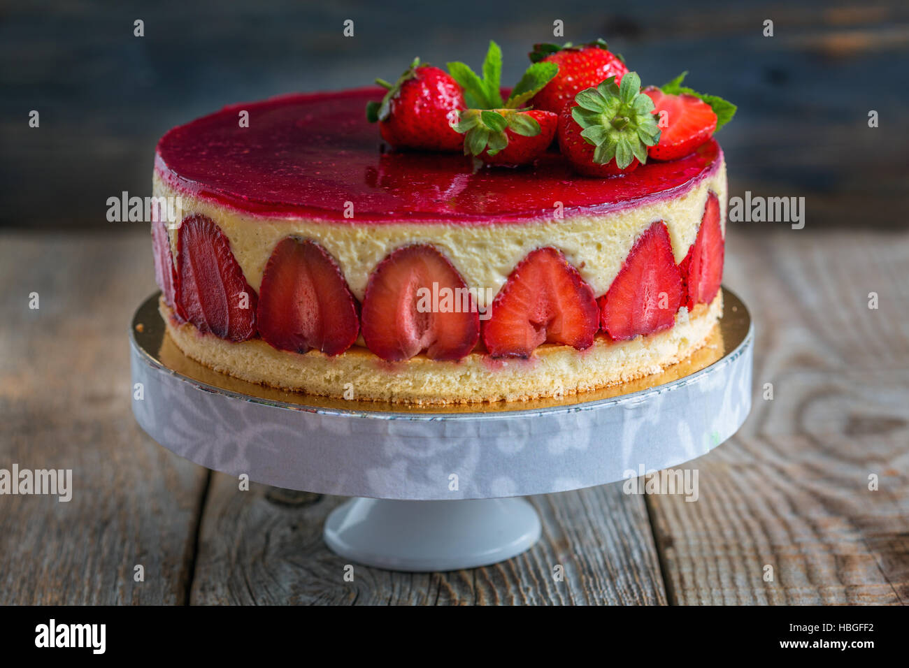 Delicious strawberry hi-res stock photography and images - Alamy