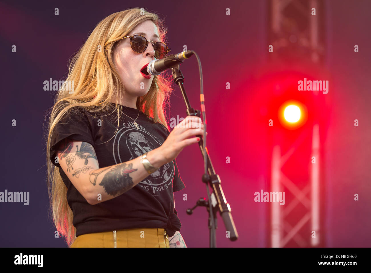 Milo milone singer hi-res stock photography and images - Alamy