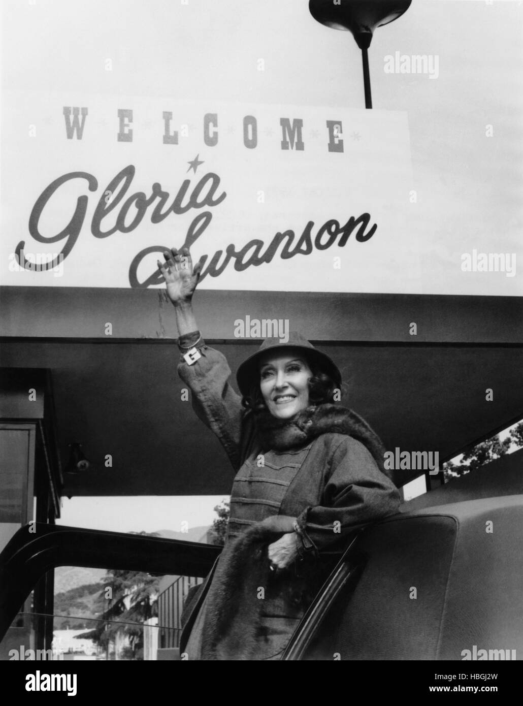 AIRPORT 1975, Gloria Swanson, arriving at Universal Studios to begin ...