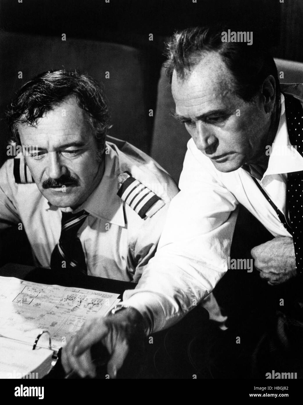 AIRPORT '77, Jack Lemmon, Darren McGavin, 1977 Stock Photo - Alamy