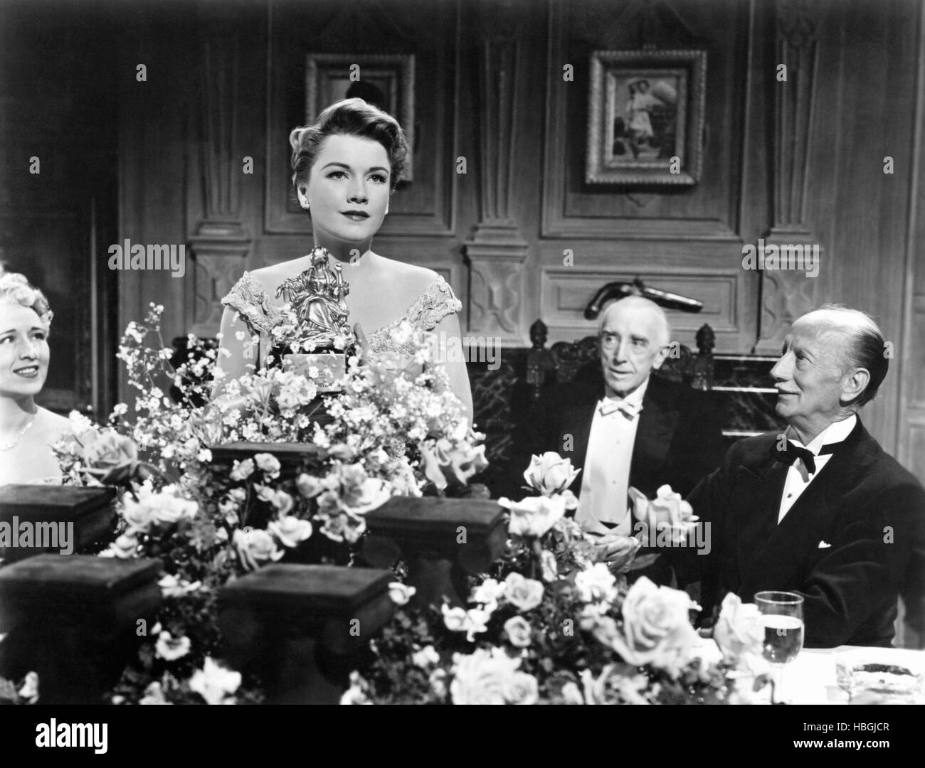 ALL ABOUT EVE, Bess Flowers, Anne Baxter, Walter Hampden, Harold Miller ...