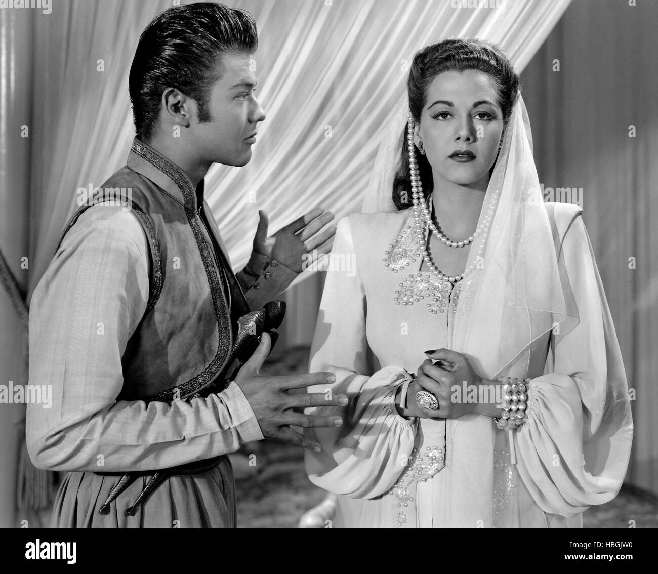 ALI BABA AND THE FORTY THIEVES, Turhan Bey, Maria Montez, 1944 Stock ...