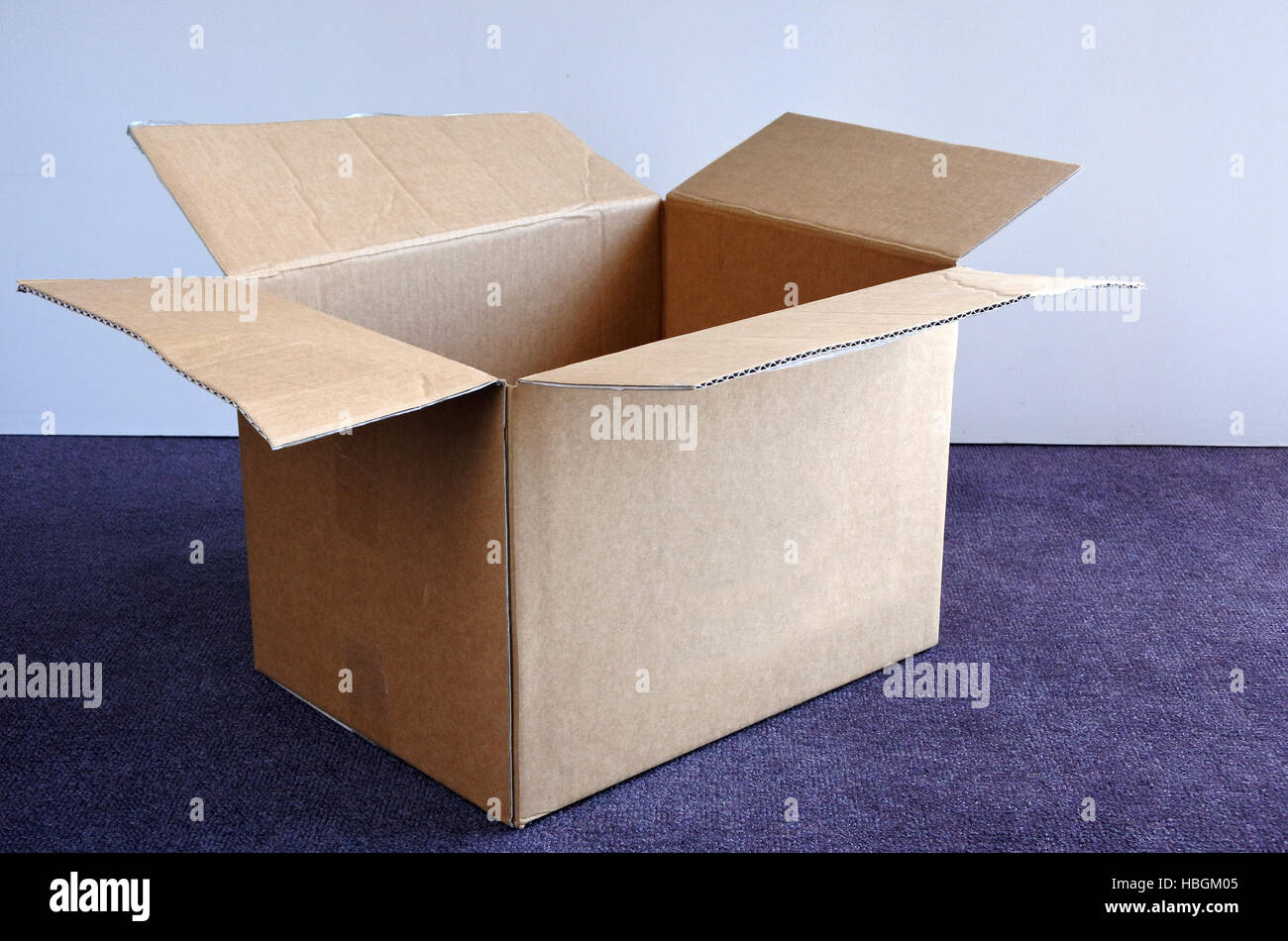 Open Boxes High Resolution Stock Photography and Images - Alamy