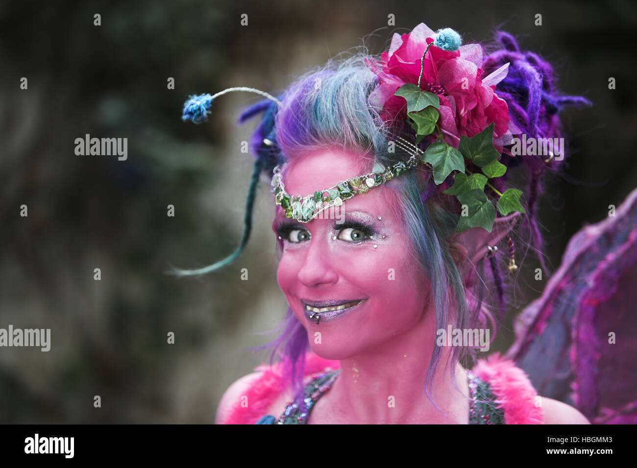 Elf costume hi-res stock photography and images - Alamy