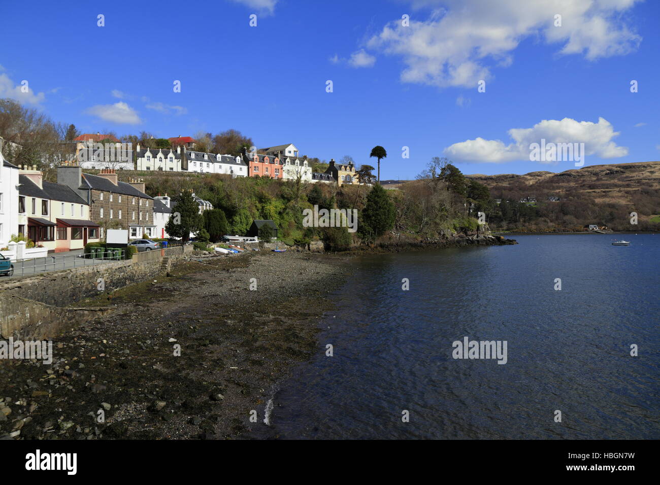 Old harbor of portree hi-res stock photography and images - Alamy