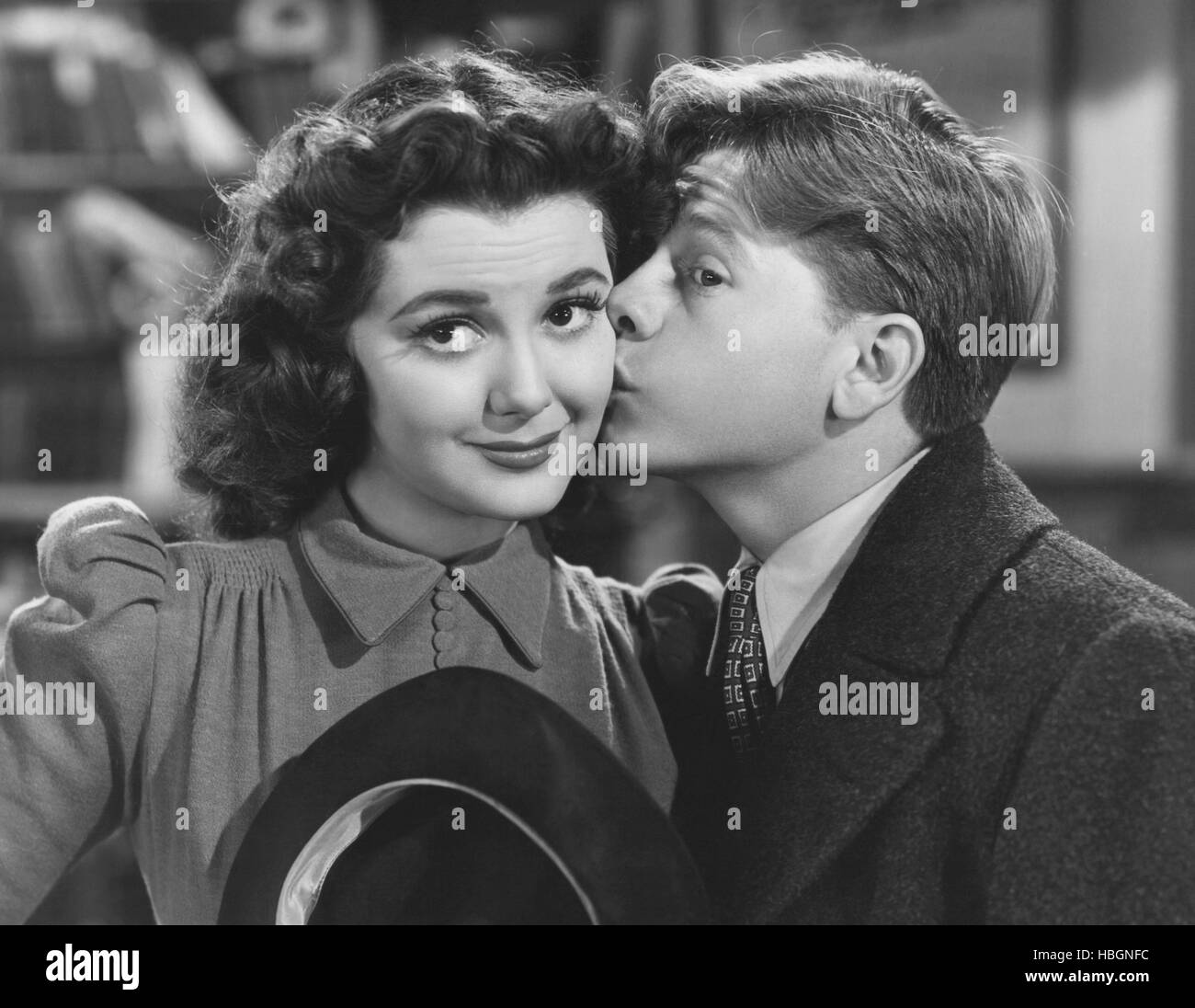 ANDY HARDY MEETS DEBUTANTE, from left: Ann Rutherford, Mickey Rooney ...