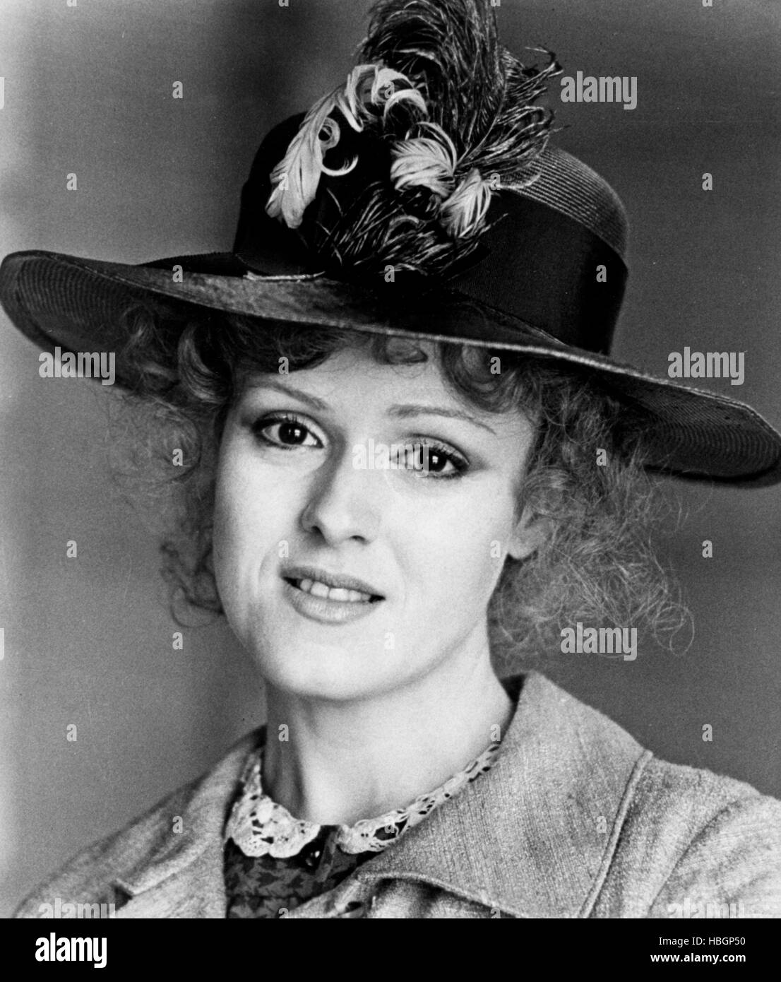 Bernadette peters Black and White Stock Photos & Images - Alamy