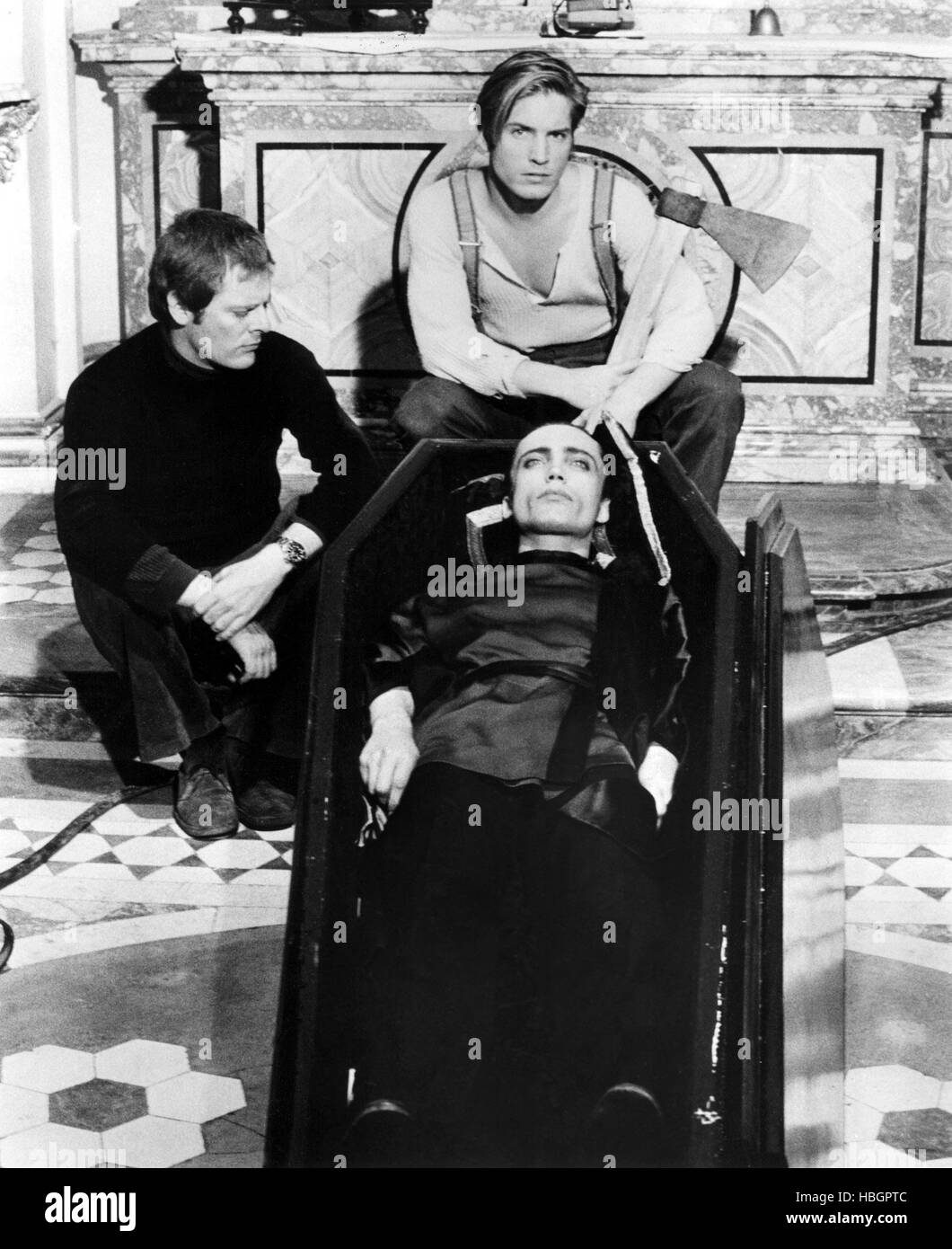 ANDY WARHOL'S DRACULA, Joe Dallesandro, Udo Kier, 1974, vampire in the ...