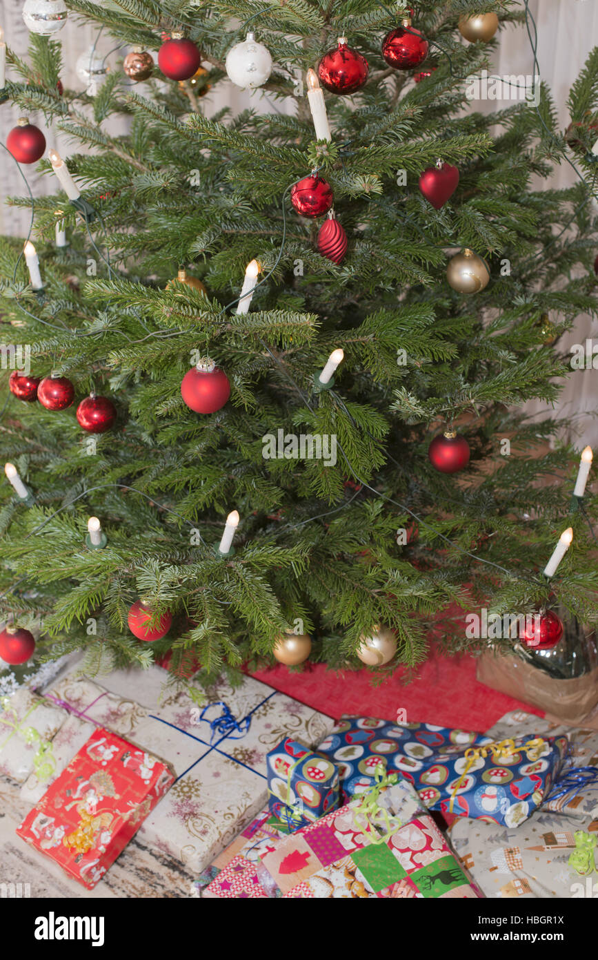 Christmas celeb hi-res stock photography and images - Alamy