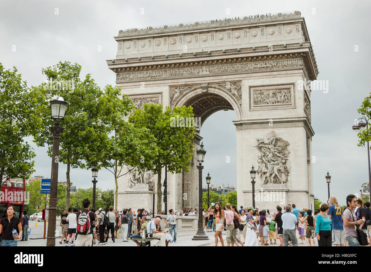 French icons, Arc de Triomphe, Arch de Triomphe, street level view from ...