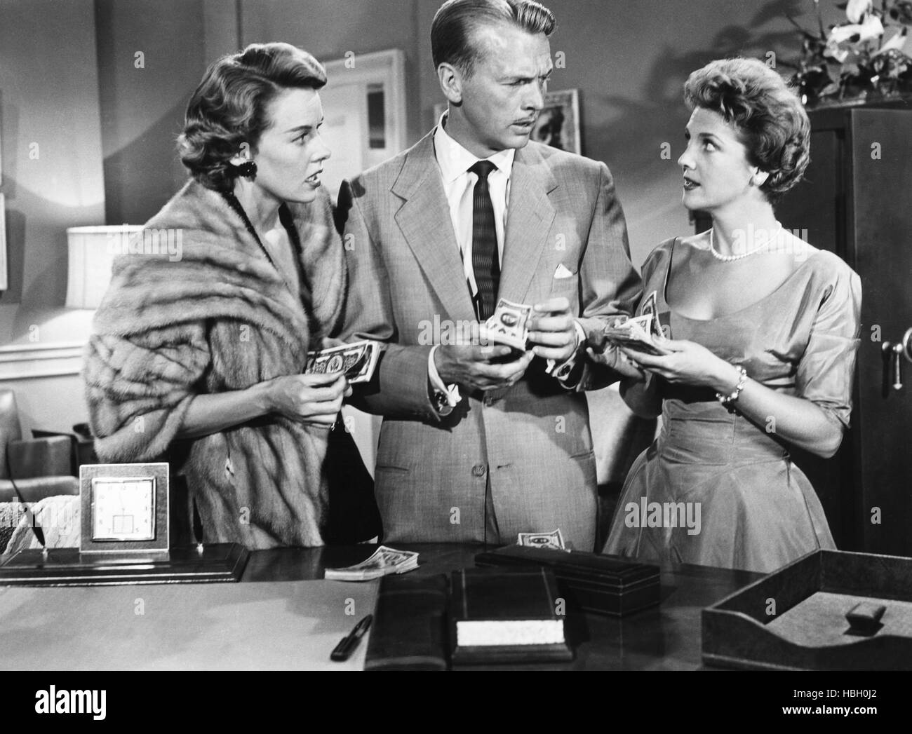 AFFAIR IN RENO, from left: Angela Greene, John Lund, Doris Singleton ...