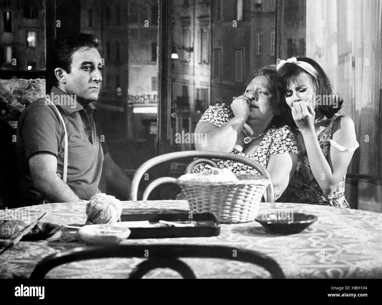 AFTER THE FOX, Peter Sellers, Lydia Brazzi, Britt Ekland, 1966 Stock ...