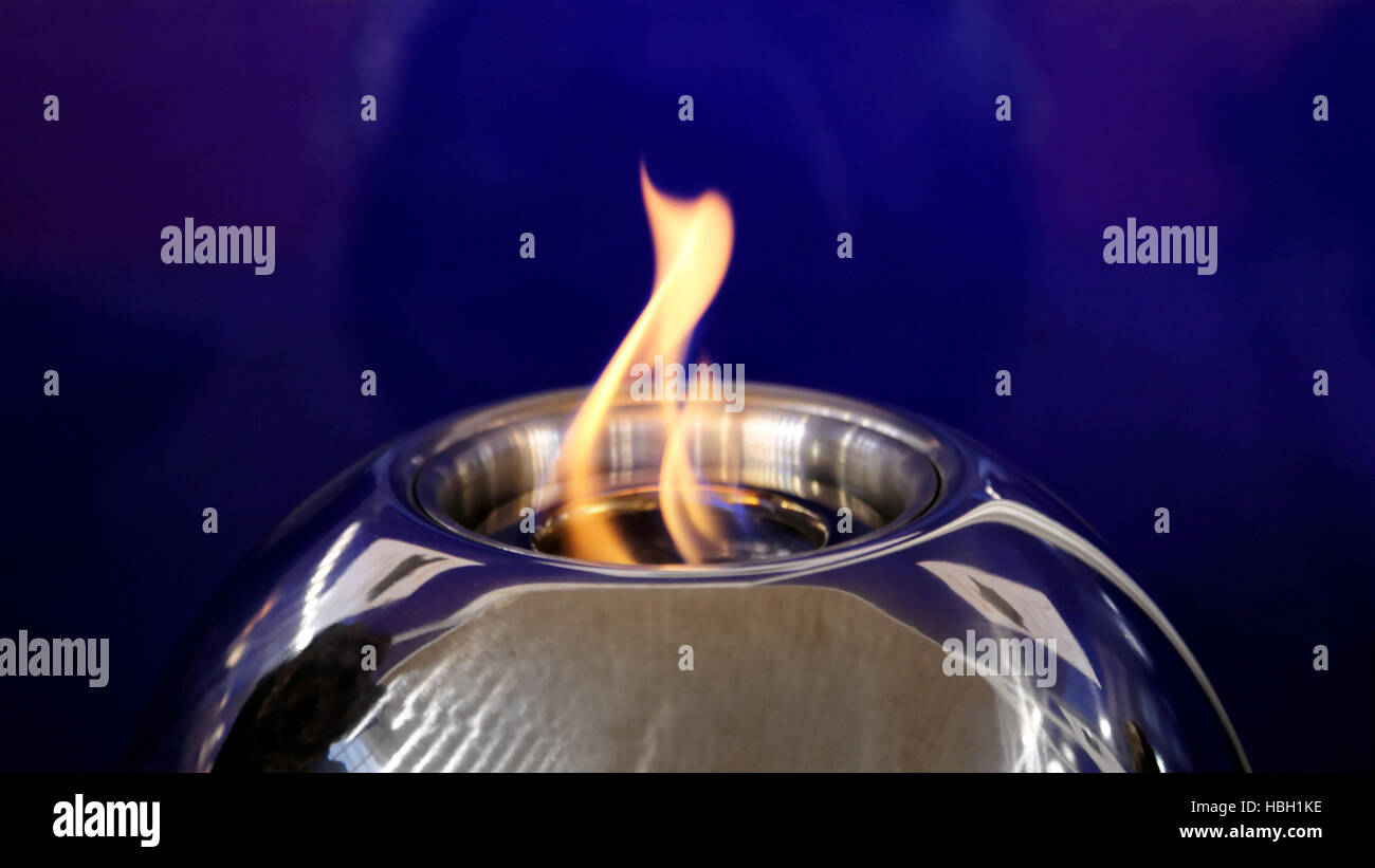 Alcohol lamp hi-res stock photography and images - Alamy