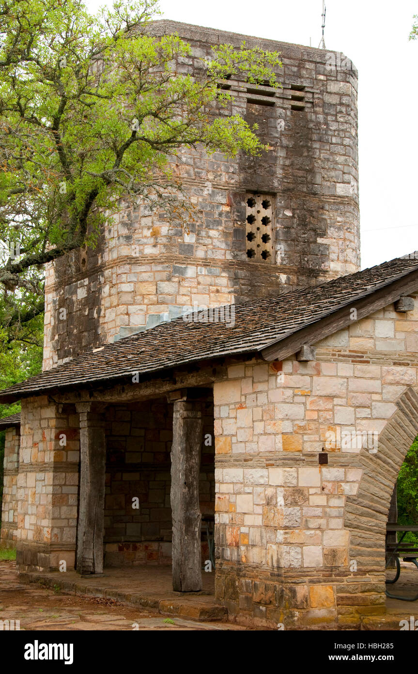 CCC (Civilian Conservation Corps) Observation Tower, Longhorn Caverns ...