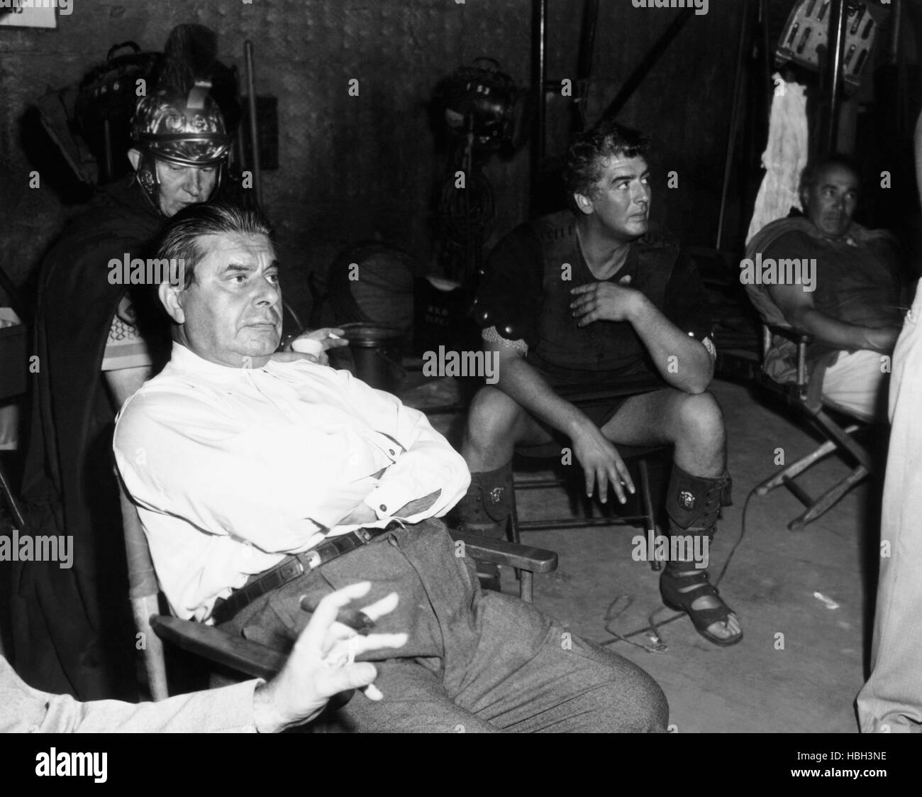 ANDROCLES AND THE LION, producer Gabriel Pascal (arms folded), Victor ...