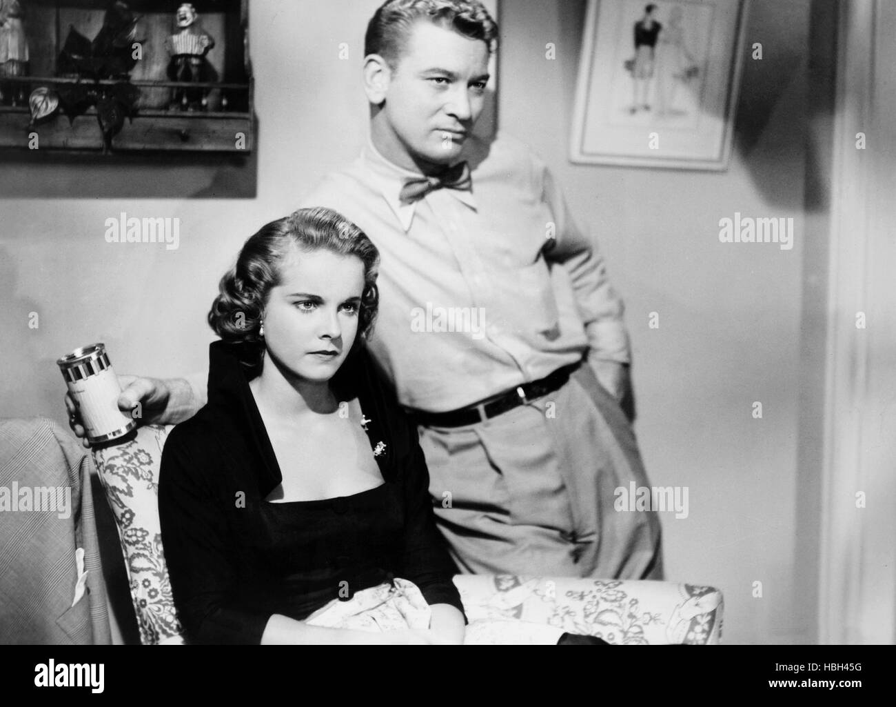 ANGEL FACE, from left, Mona Freeman, Kenneth Tobey, 1952 Stock Photo ...