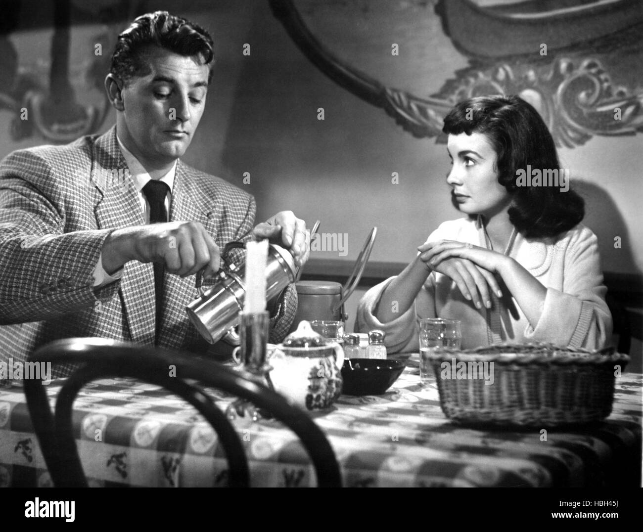ANGEL FACE, Robert Mitchum, Jean Simmons, 1952 Stock Photo - Alamy