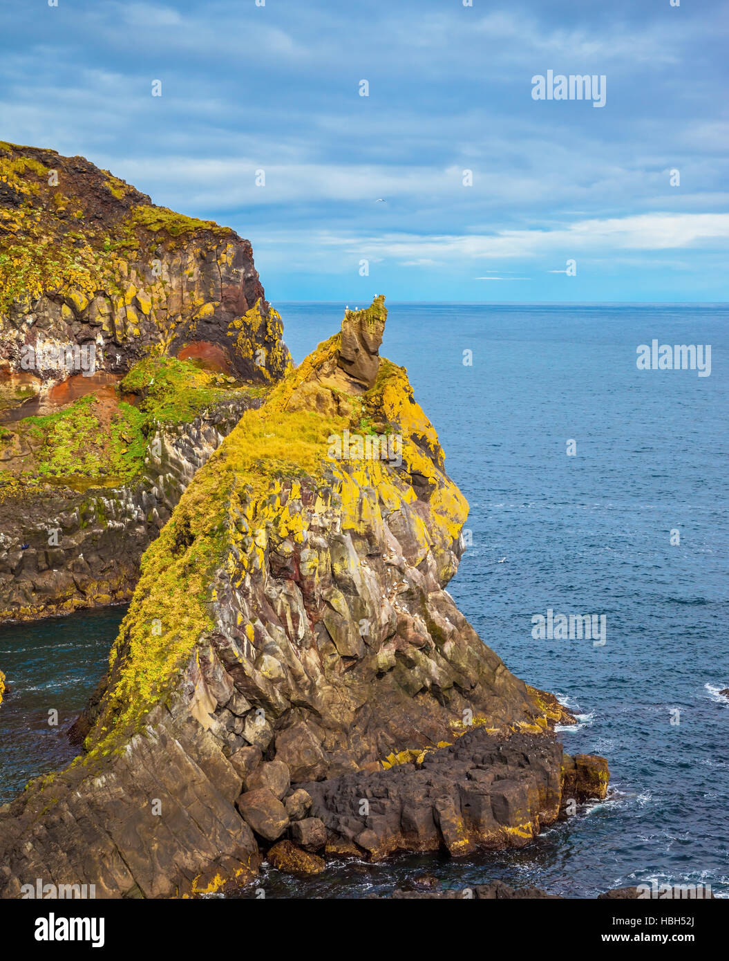 Ancient rocks hi-res stock photography and images - Alamy