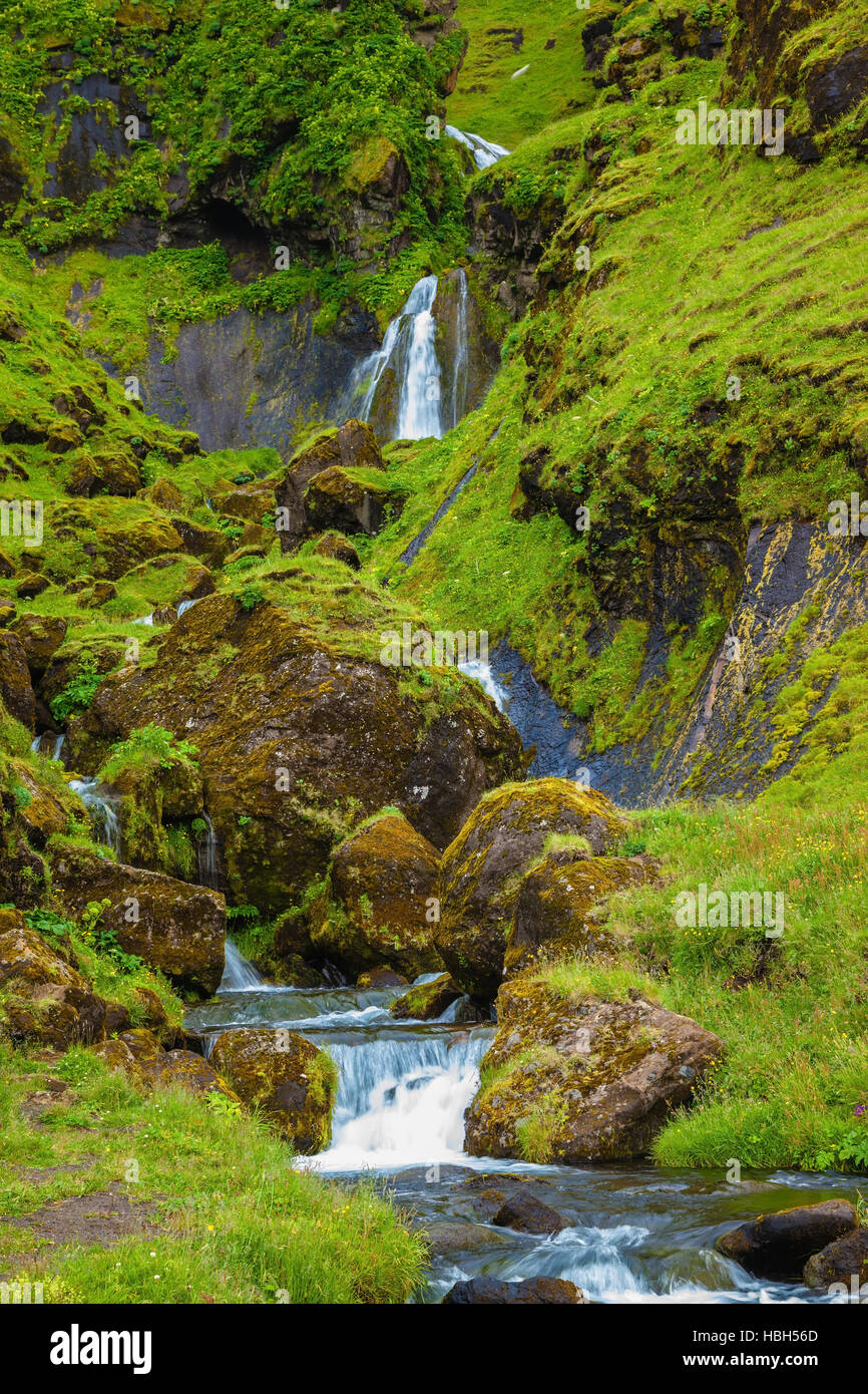Moss rock grass hi-res stock photography and images - Alamy