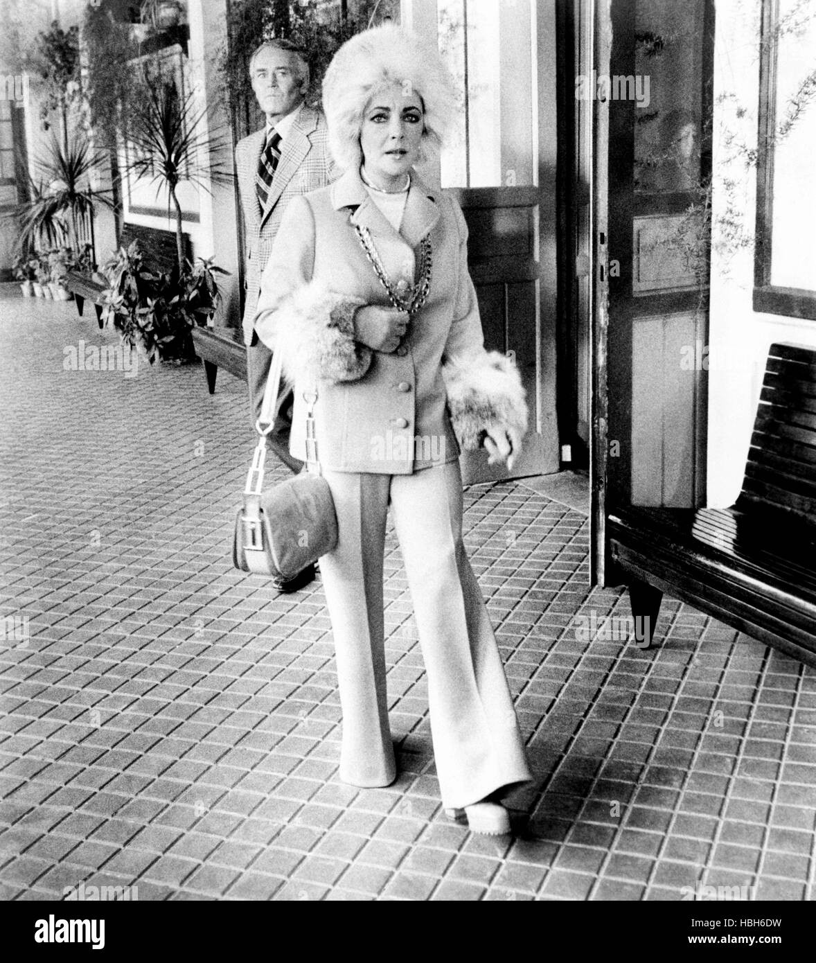 ASH WEDNESDAY, from left, Henry Fonda, Elizabeth Taylor, 1973 Stock ...
