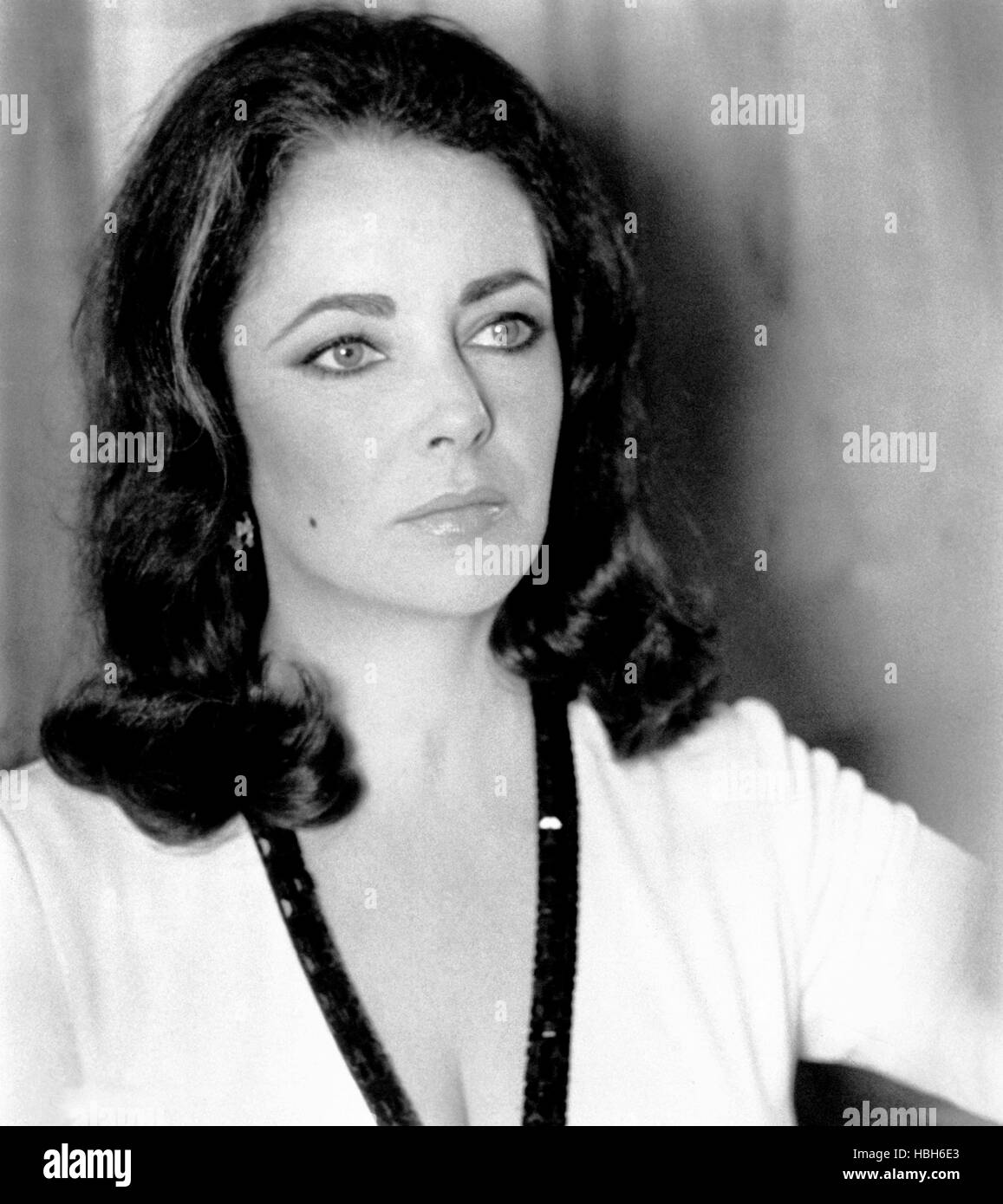 ASH WEDNESDAY, Elizabeth Taylor, 1973 Stock Photo - Alamy